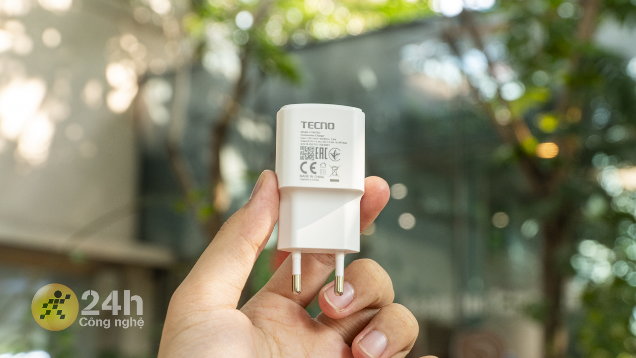 Trên tay TECNO SPARK 30 Transformer Bumble Bee Edition: Ngoại hình đẹp