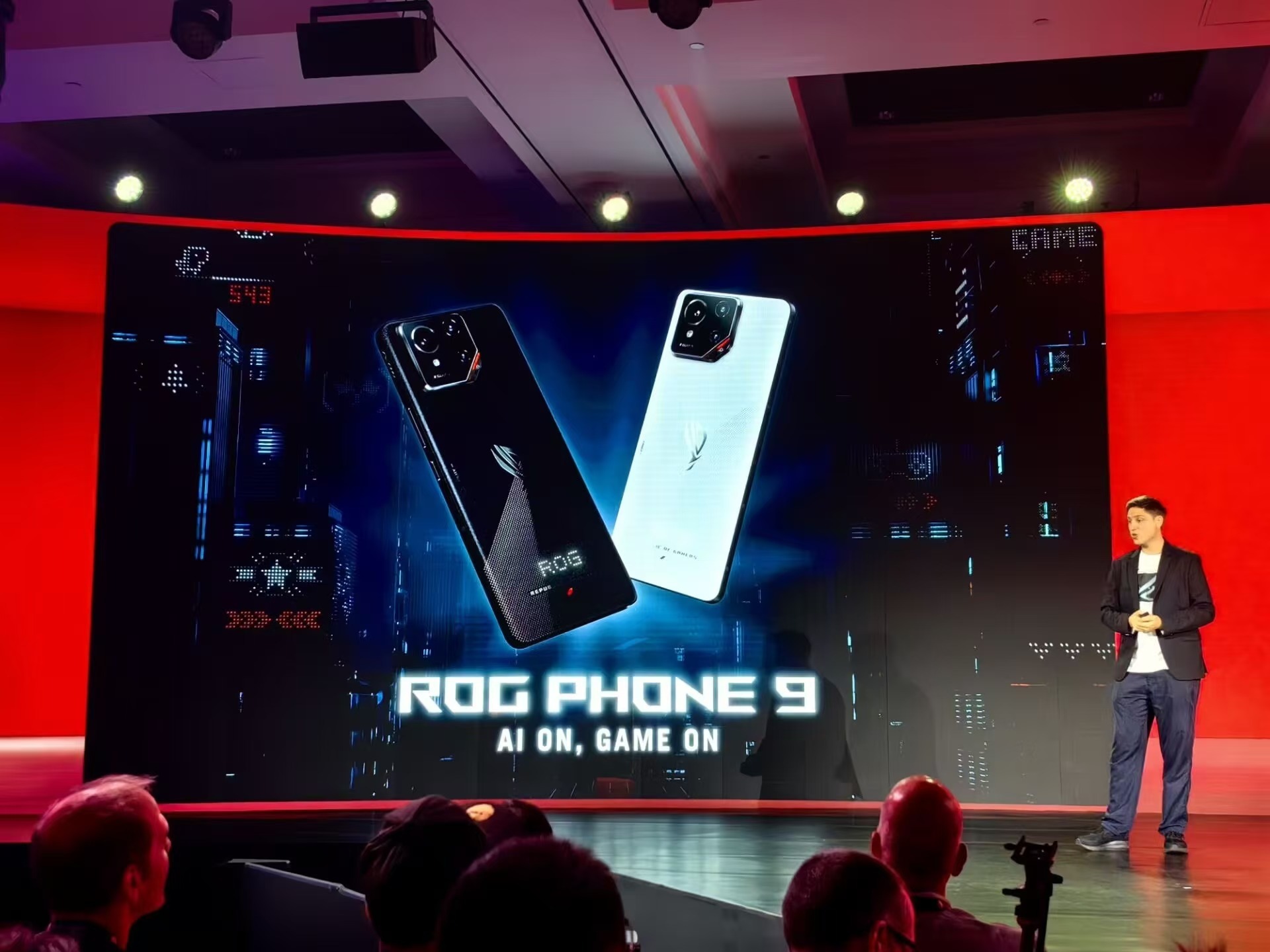ASUS ROG Phone 9 Pro có thể sở hữu màn hình 185Hz, Snapdragon 8 Elite