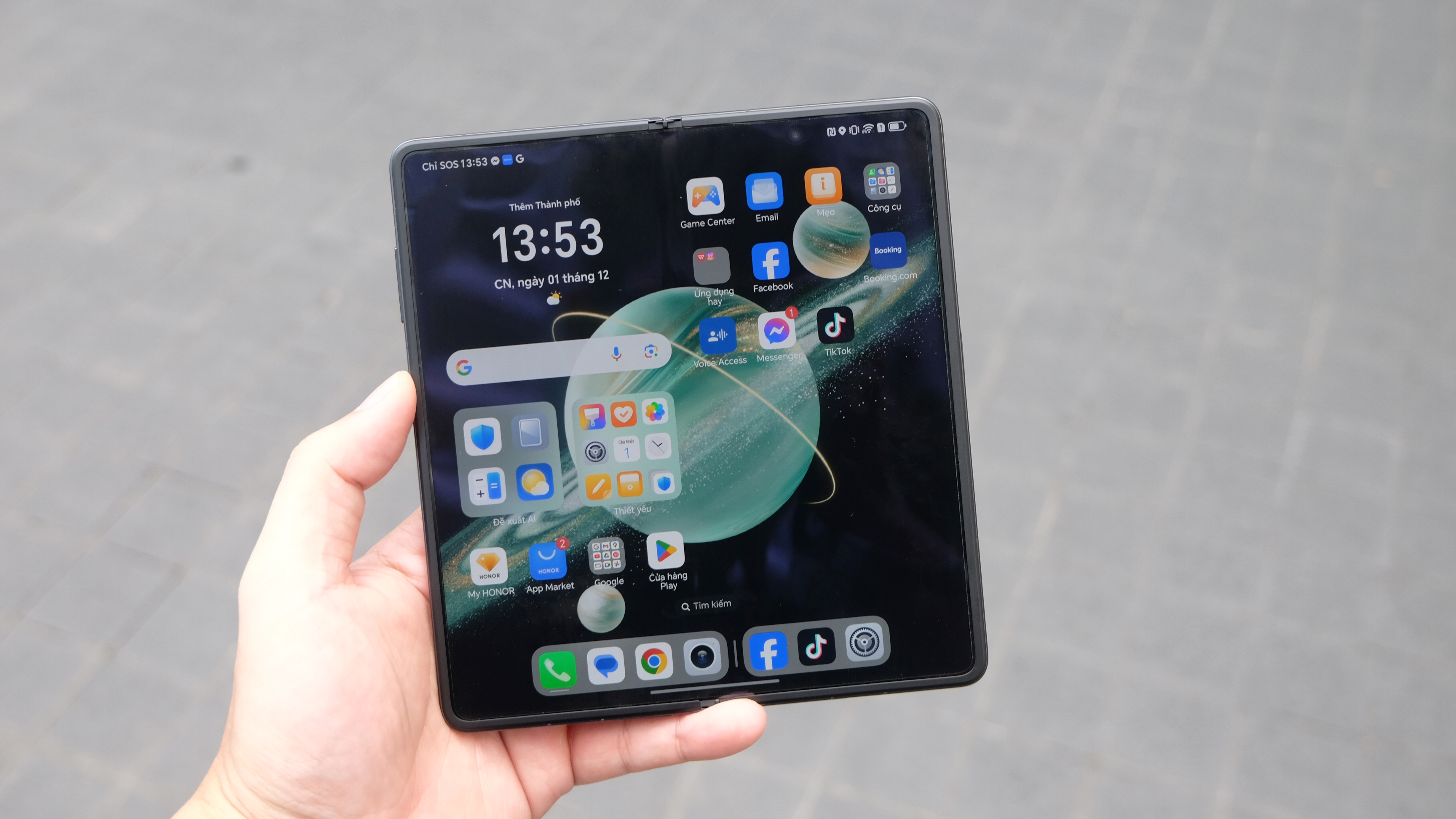 HONOR Magic V3 chính thức mở bán tại TGDĐ, quà tặng kèm 'ê hề ê hề'