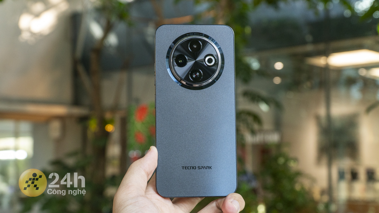 Trên tay TECNO SPARK 30C Transformer Edition: Thiết kế đẹp, Helio G81