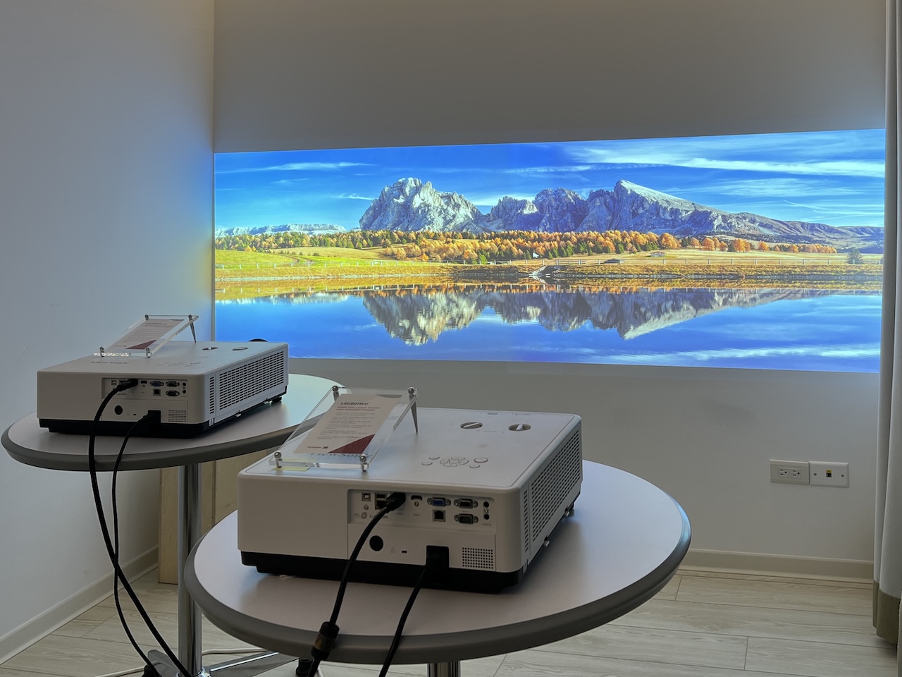 ViewSonic trình làng loạt pháp hiển thị tích hợp AI tại Computex 2025