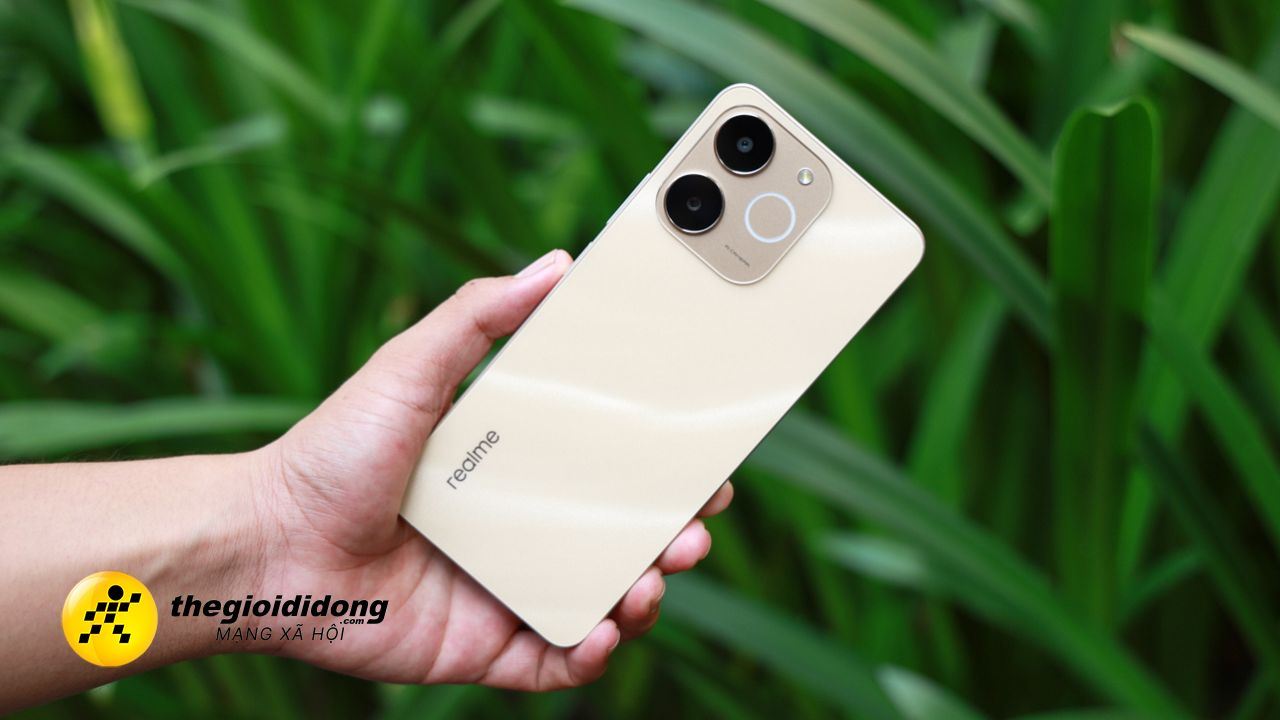 Trên tay realme Note 70: Smartphone giá rẻ với pin khủng 6.300 mAh