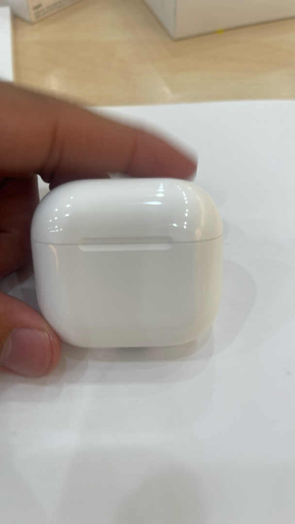 Mua AirPods 4 MXP63 cũ, rẻ hơn từ 30-70% so với mua mới, 1 đổi 1