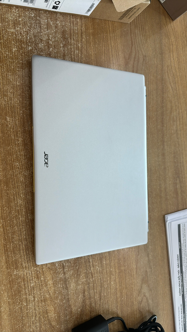Mua Acer Swift Go 14 41 R251 R5 7430U/16GB/1TB/14 inchF/Win11/(NX.KG3SV ...